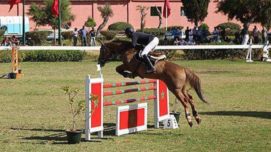 Concours officiel de saut d'obstacles 3* de la Garde Royale : Le ...
