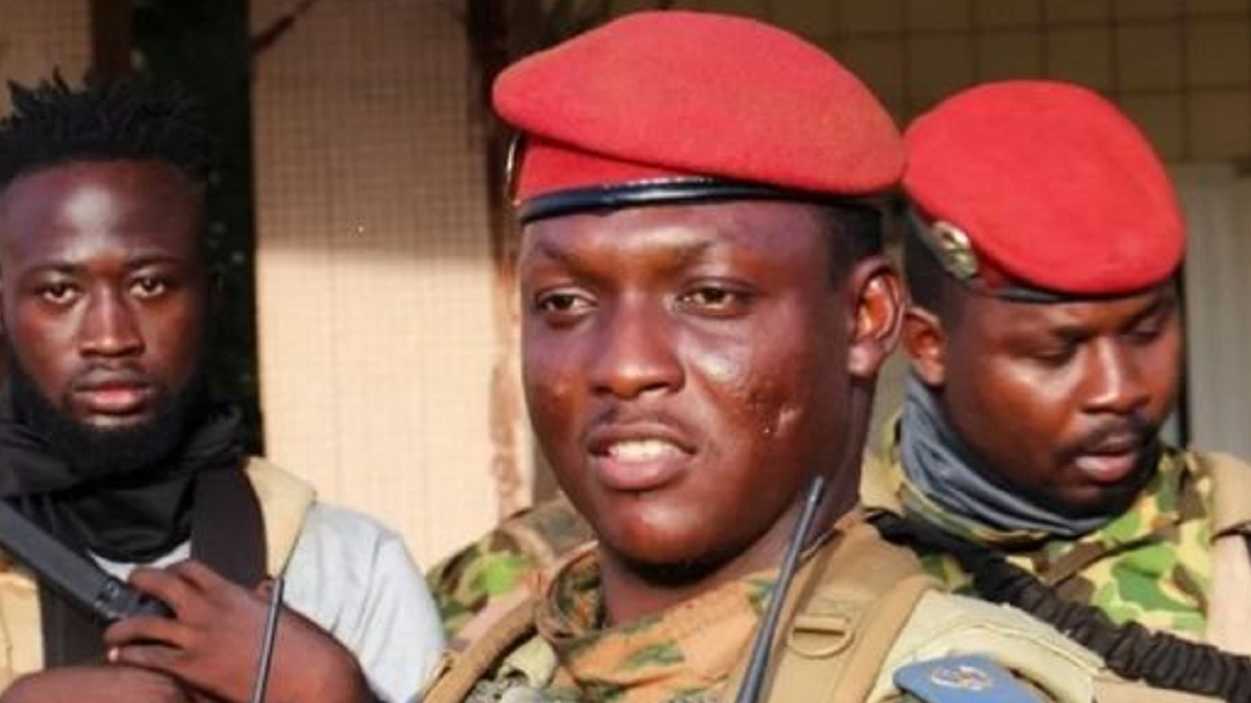 Clôture des Assises nationales : la Charte de la Transition signée, le Capitaine Ibrahim Traoré ...