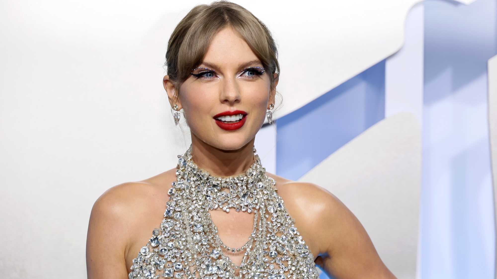 Le dixième album de Taylor Swift provoque des pannes sur Spotify et ...