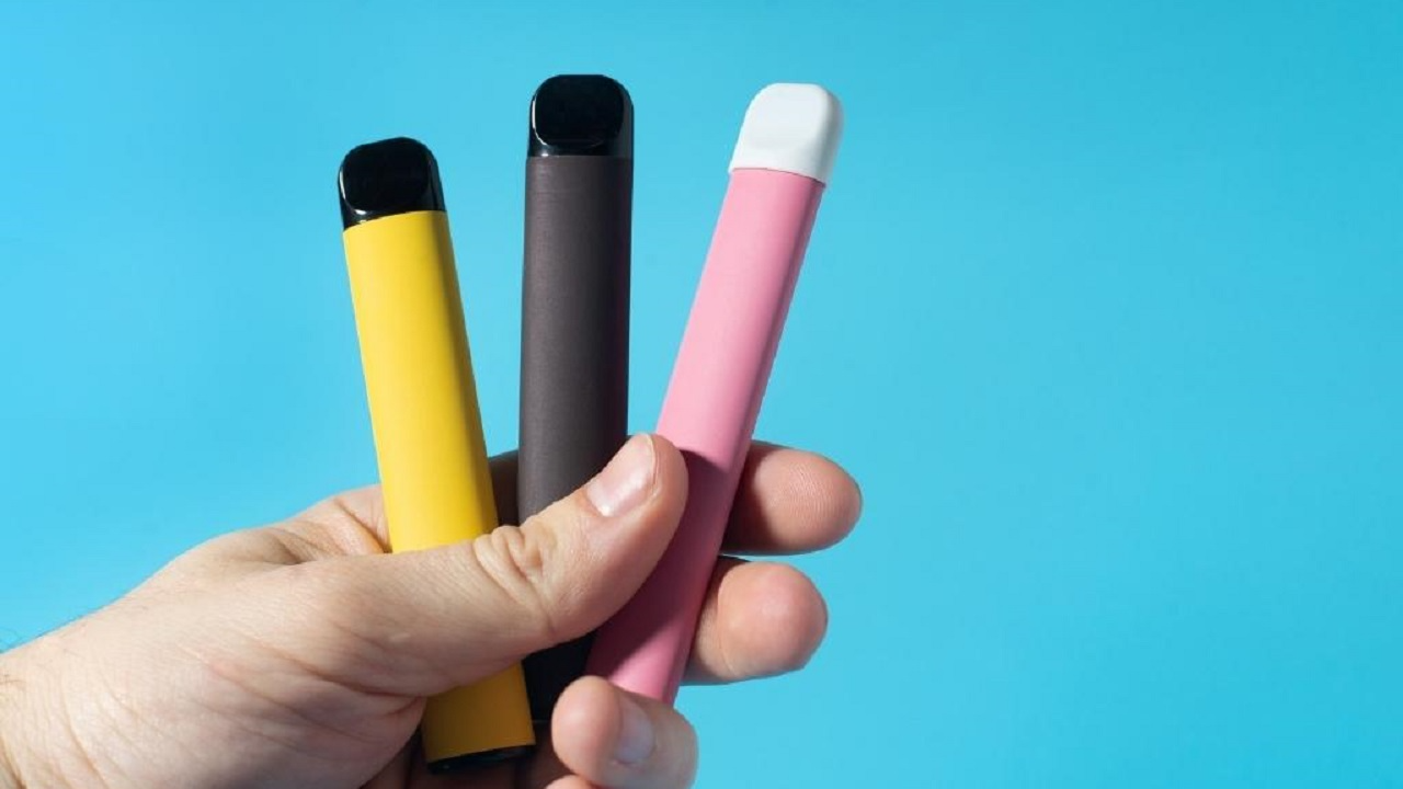 Etude : La vapoteuse aussi dangereuse que la cigarette