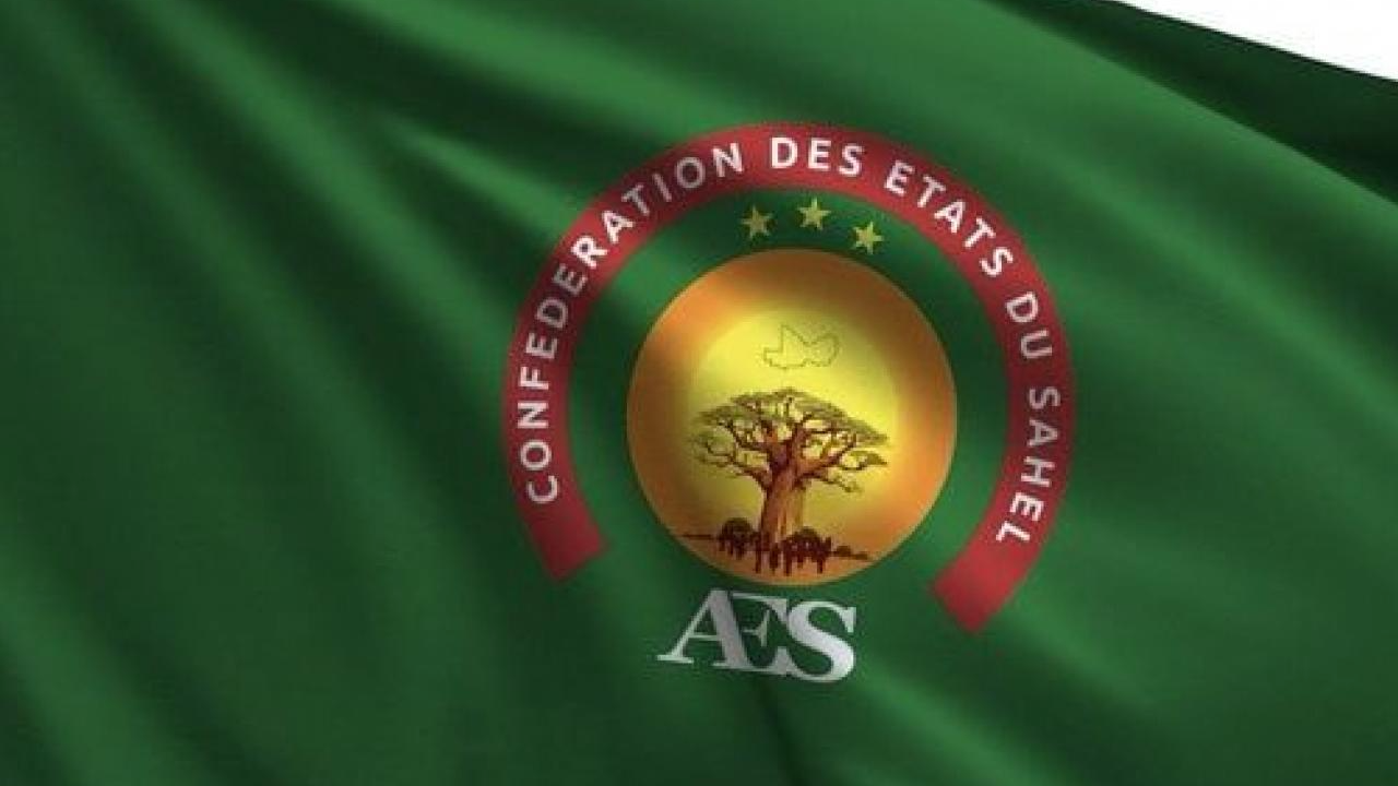 L'Alliance des Etats du Sahel dévoile son drapeau